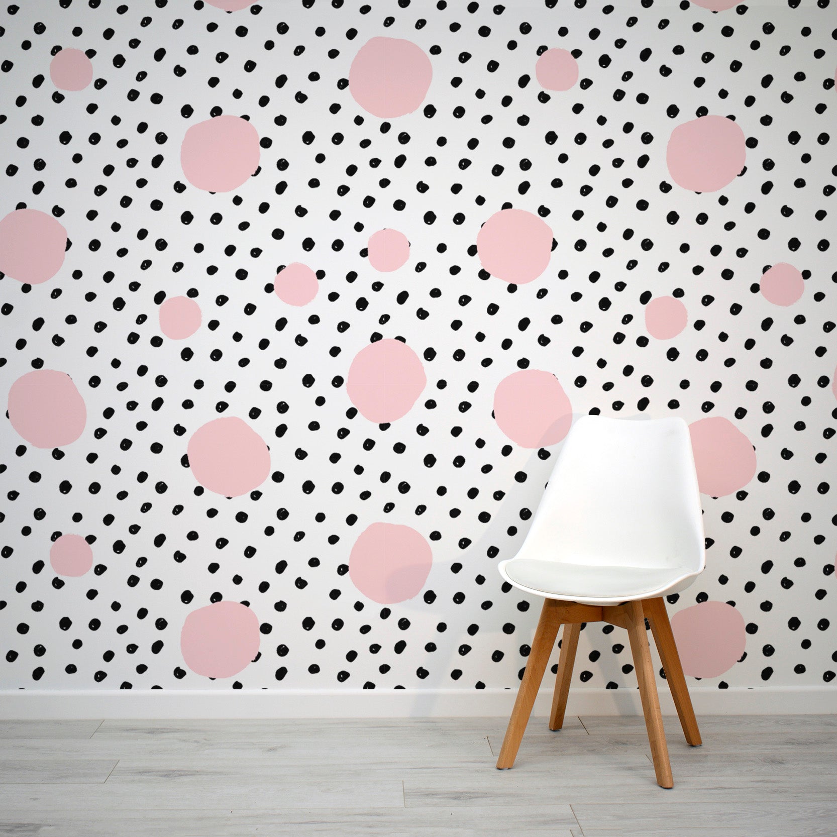 Spotted Wallpaper What We Spotted At Decorex 2024: Trends And New